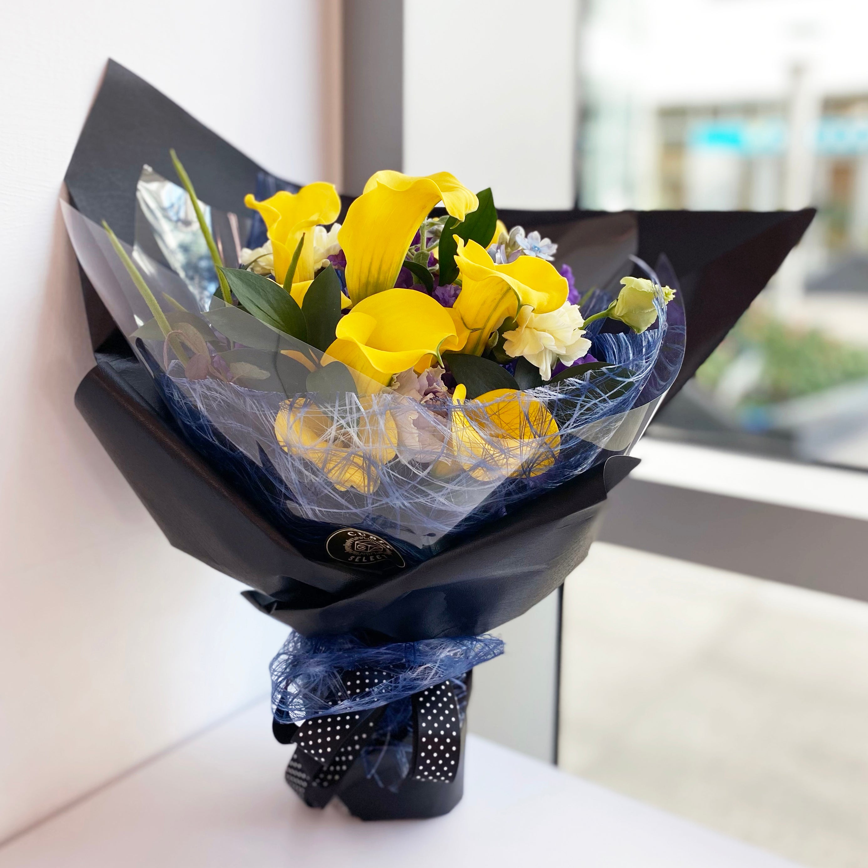 花束 – 一物立方 Cubix Cafe & Select